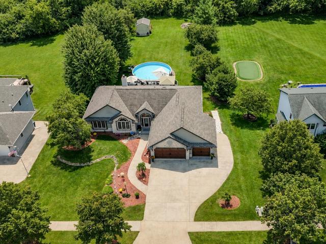 618 Two Rivers Dr