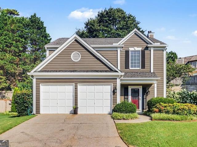 6195 Pattingham Dr, Roswell, GA 30075