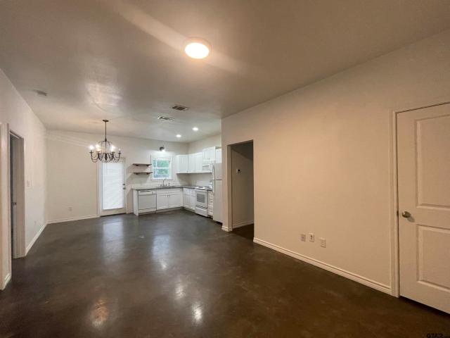 6197 County Road 1143, Tyler, TX 75704 | MLS #26004 | Compass