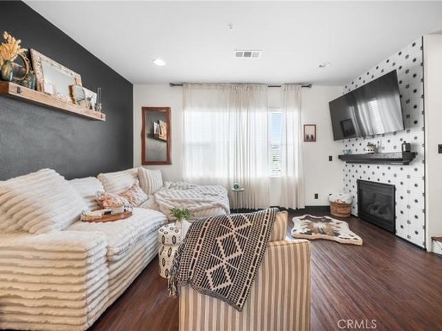 6198 Lincoln Ave Unit 18, Cypress, CA 90630