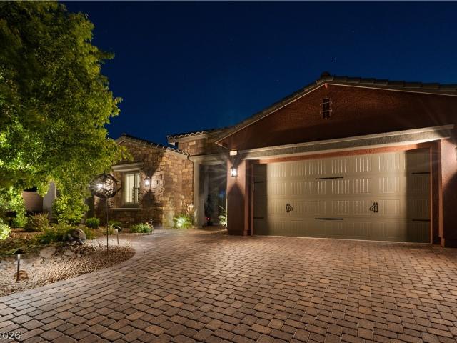 6198 Serenity Cliffs Street