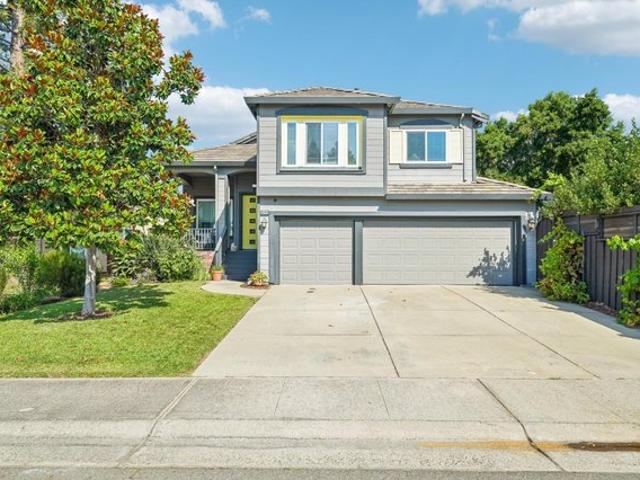 6190 Fieldale Dr, Elk Grove, CA 95758