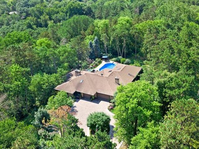 6191 Crackleberry Trl, Woodbury, MN 55129