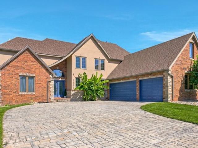 6191 S Meadowview Dr, Nixa, MO 65714