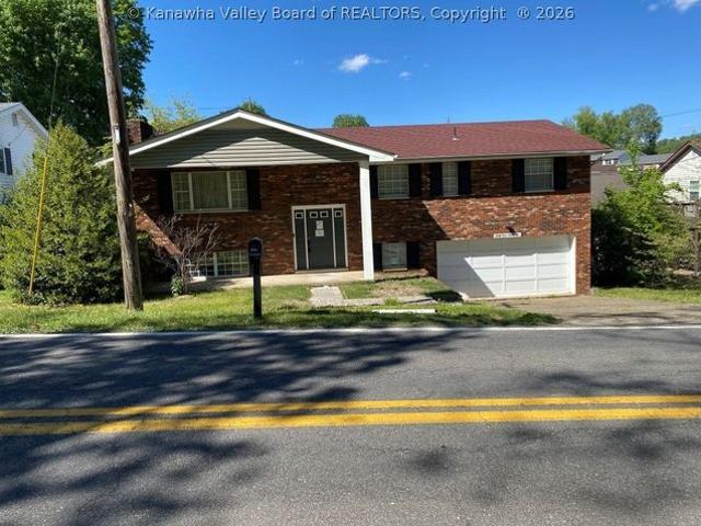 6192 E Pea Ridge Rd, Huntington, WV 25705