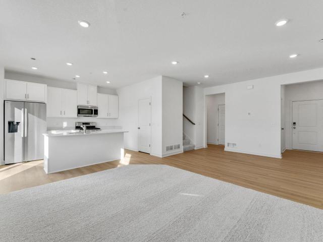 6192 th Street N