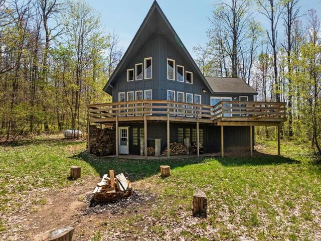 6192 Wilderness Dr, Mancelona, MI 49659