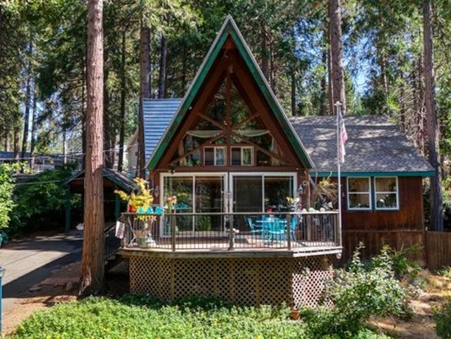 6193 Speckled Rd, Pollock Pines, CA 95726