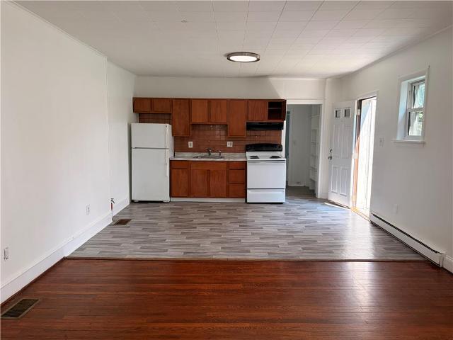 619 2nd Street 1st floor