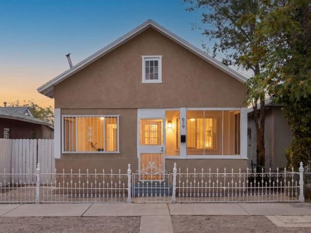 619 5th St SW, Albuquerque, NM 87102