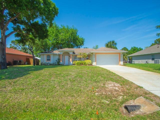 619 Carnival Ter, Sebastian, FL 32958 | MLS #292889