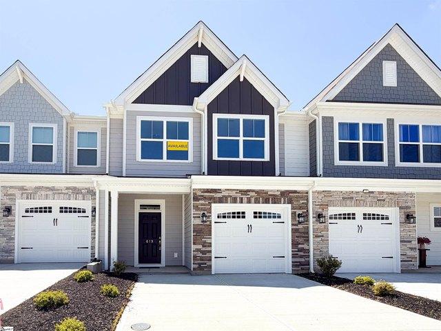 619 Autumn Lake Rd, Simpsonville, SC 29681