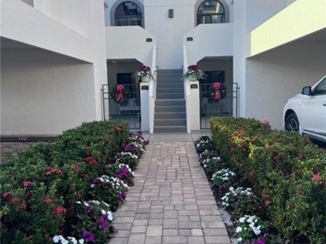 619 Beachwalk Cir Unit I201, Naples, FL 34108