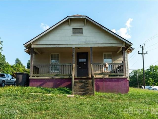 619 Durham Ave, Statesville, NC 28677