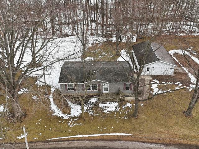 619 E 6th St, Warren, IN 46792 | MLS #202604 | Compass