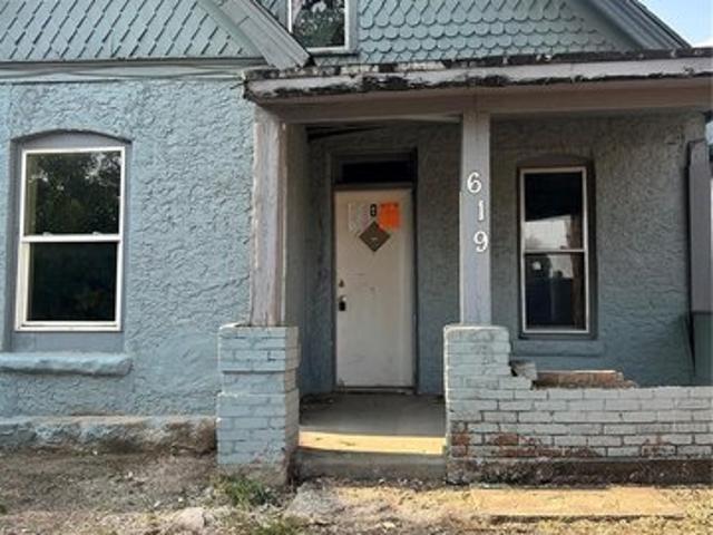 619 E 11th St, Pueblo, CO 81001