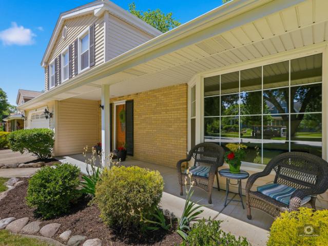 619 E Bauer Road