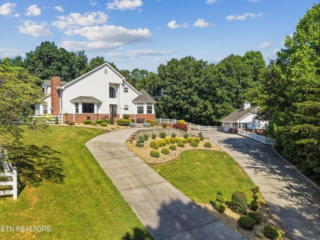 619 Emerald Ave, Kodak, TN 37764