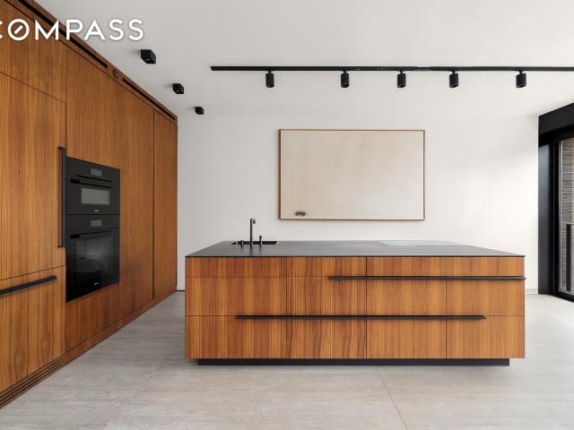 619 East 6th Street, New York, NY