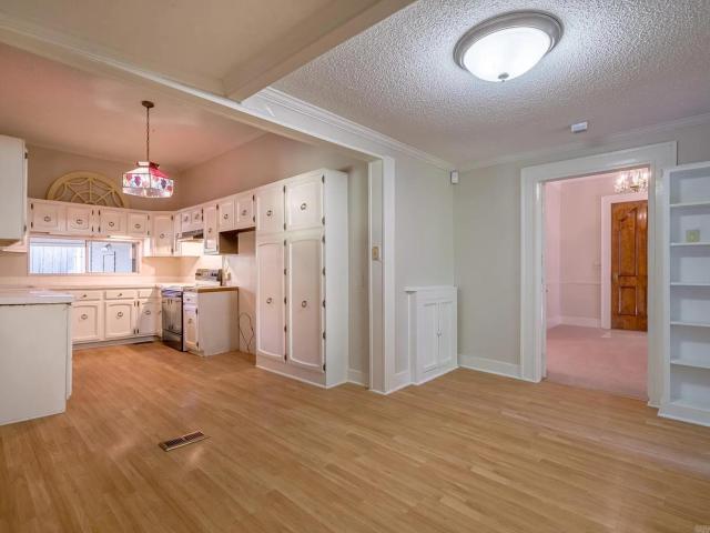 619 Fitzpatrick St