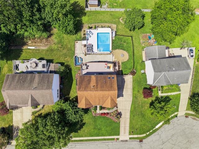 619 Harvester Dr