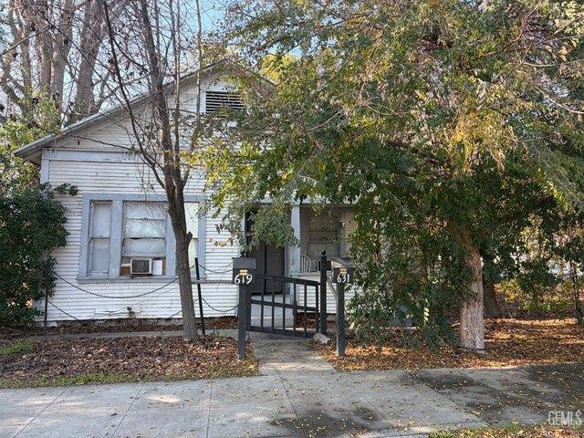 619 L St, Bakersfield, CA 93304