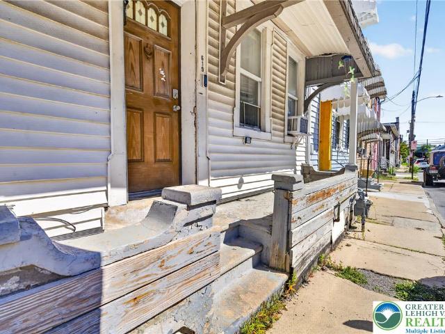 619 Lumber Street