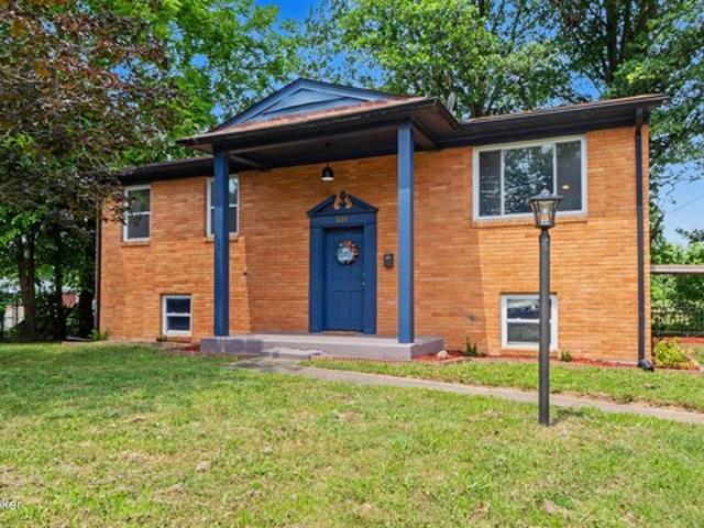 619 Mockingbird Dr, Jeffersonville, IN 47130