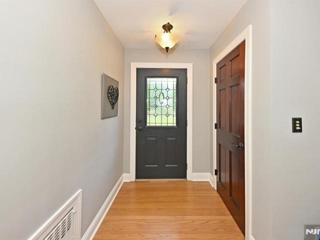 619 Montview Place