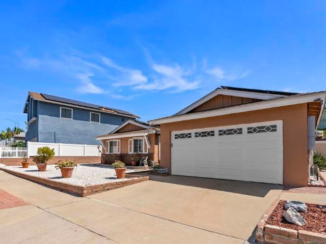 619 Meadowbrook Dr
