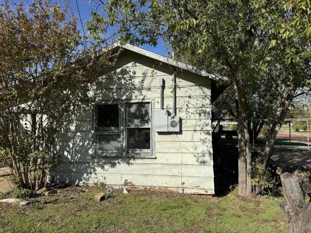 619 N Dunbar St, Electra, TX 76360 | MLS #80773