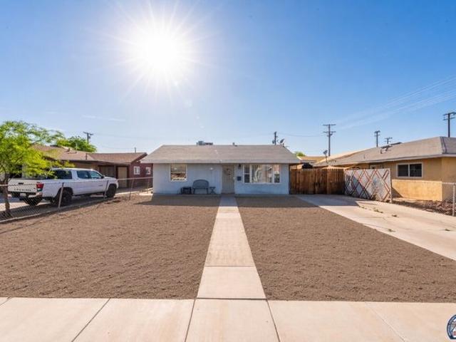 619 N E St, Imperial, CA 92251