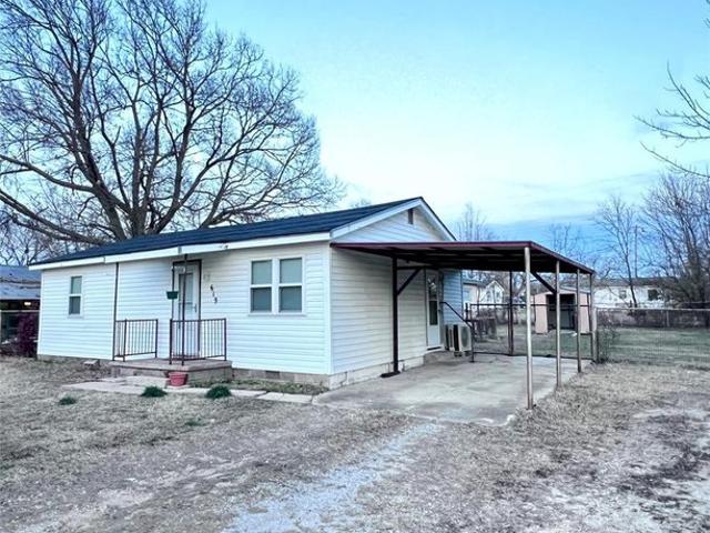619 N Hyden St, Stratford, OK 74872