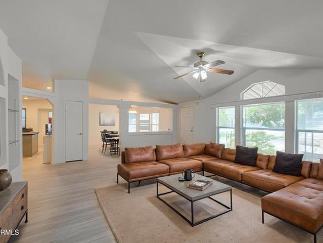 619 S 93rd St, Mesa, AZ 85208