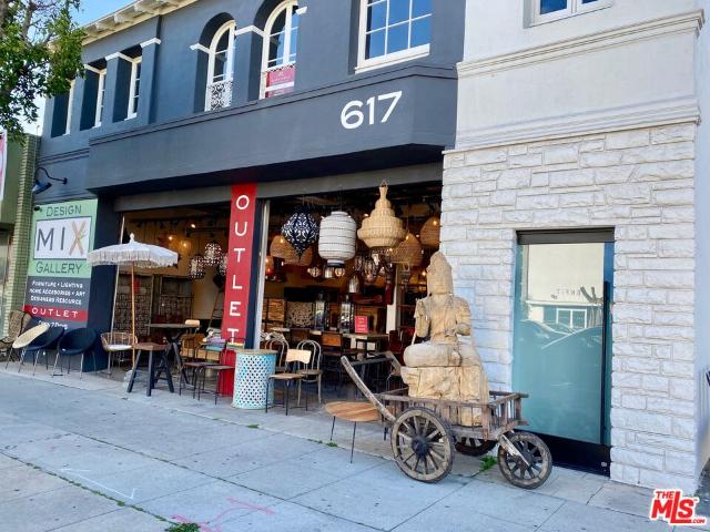 619 S La Brea Ave, Unit 2, Los Angeles, CA 90036 | MLS #25617