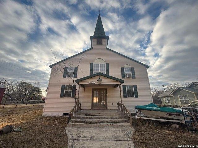 619 Second St, Quemado, TX 78877