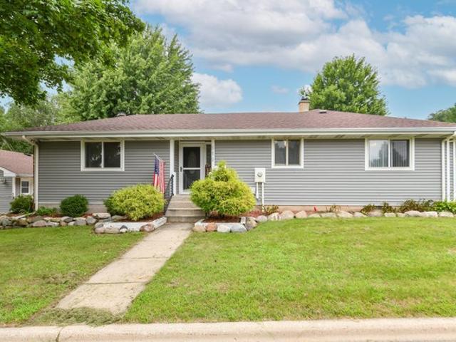 619 Phoenix St, Delavan, WI 53115