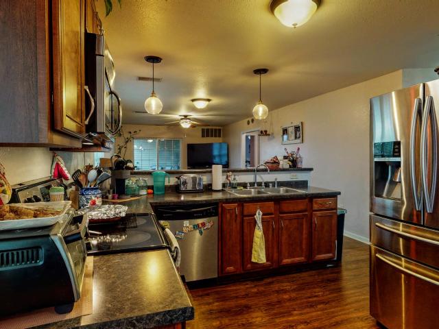 619 Reena Ave, Unit 8
