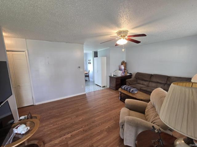 619 W 9Th Street