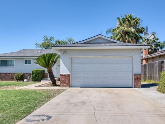 619 W Indianapolis Ave, Clovis, CA 93612