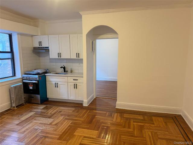 61 40 Saunders Street, Unit D24