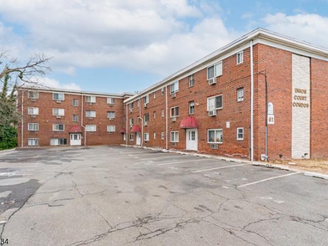 61 67 Union Avenue U D3