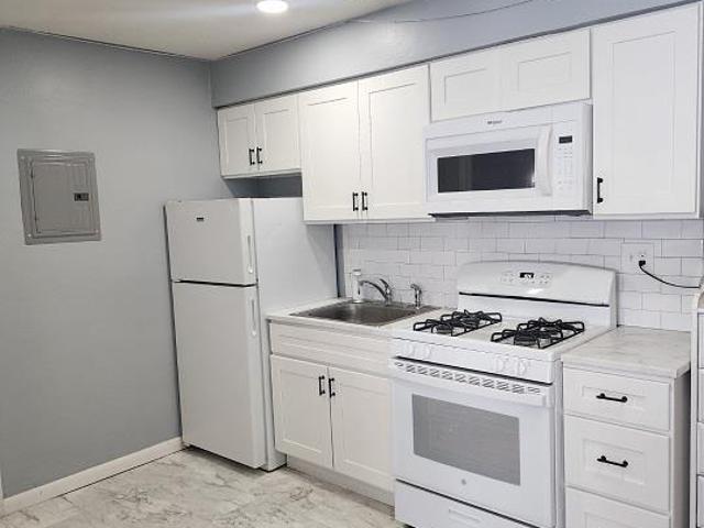 61 65 E Main Street # 12A