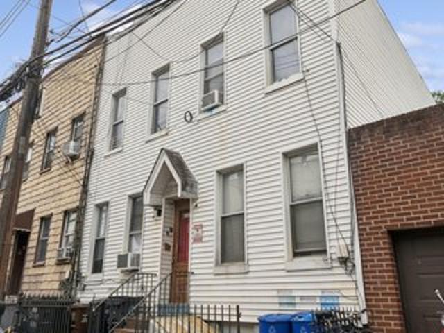61 12 55th St, Queens, NY 11378