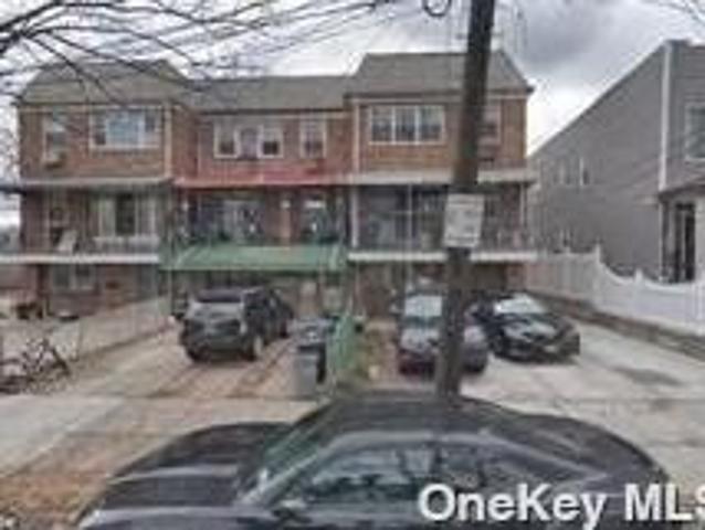 61 17 163Rd St 3, Fresh Meadows, NY