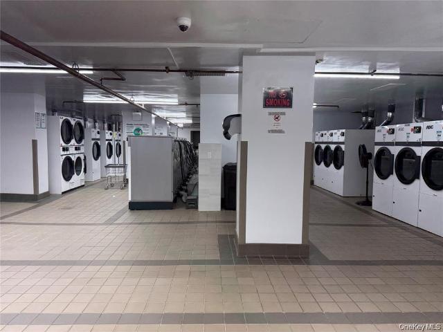 61 20 Grand Central Parkway C 306
