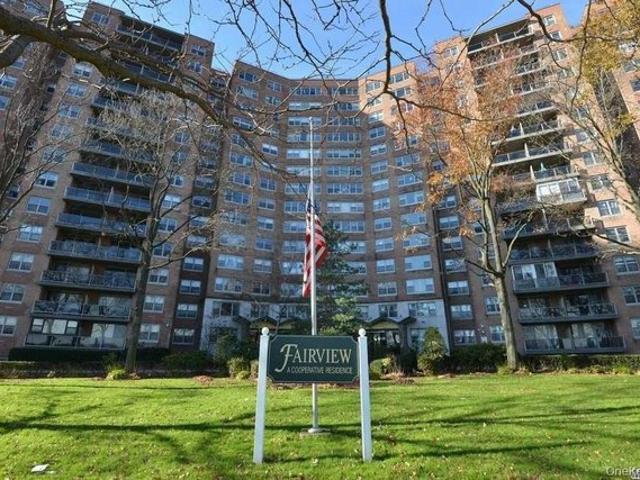 61 20 Grand Central Pkwy Unit A1002, Forest Hills, NY 11375