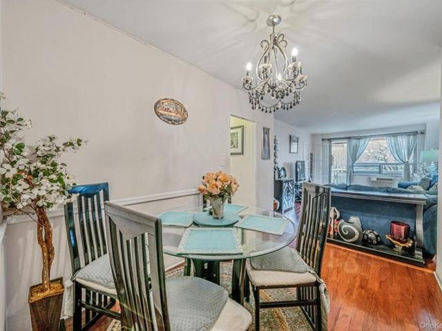 61 25 97th St Unit 2B, Rego Park, NY 11374