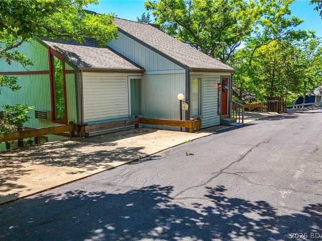 61 Topsail Place