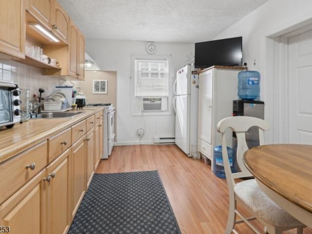 61 Union St # 2